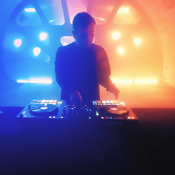 serato | Twitch | Linktree